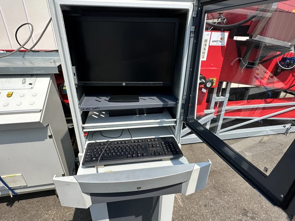 Aweta GM 3-8 sorting machine for peppers • Duijndam Machines