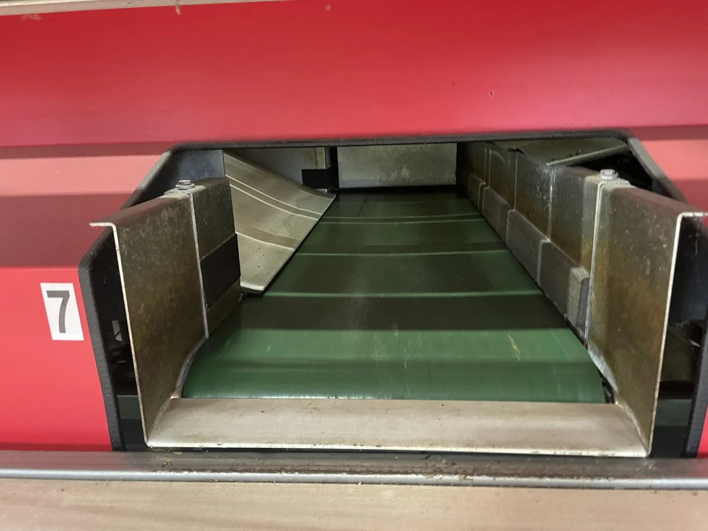 Aweta GM3-12+1 pepper sorting machine • Duijndam Machines