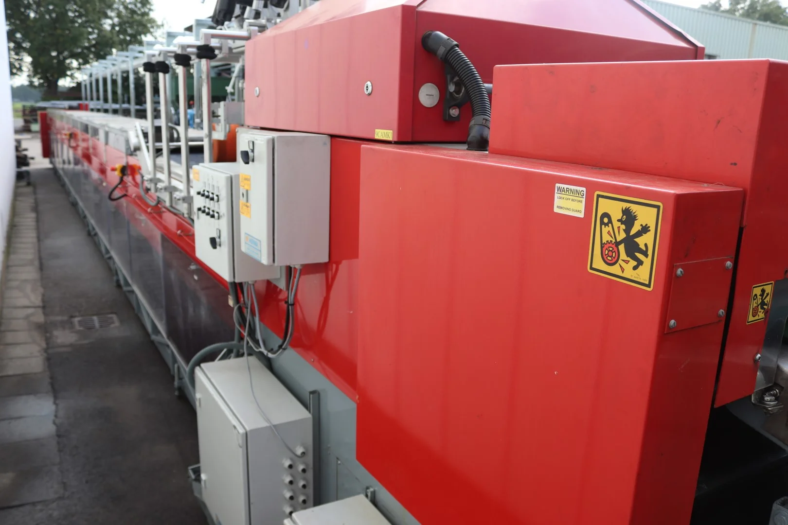 Aweta GSM-12 weight and length sorting machine for cucumbers • Duijndam ...