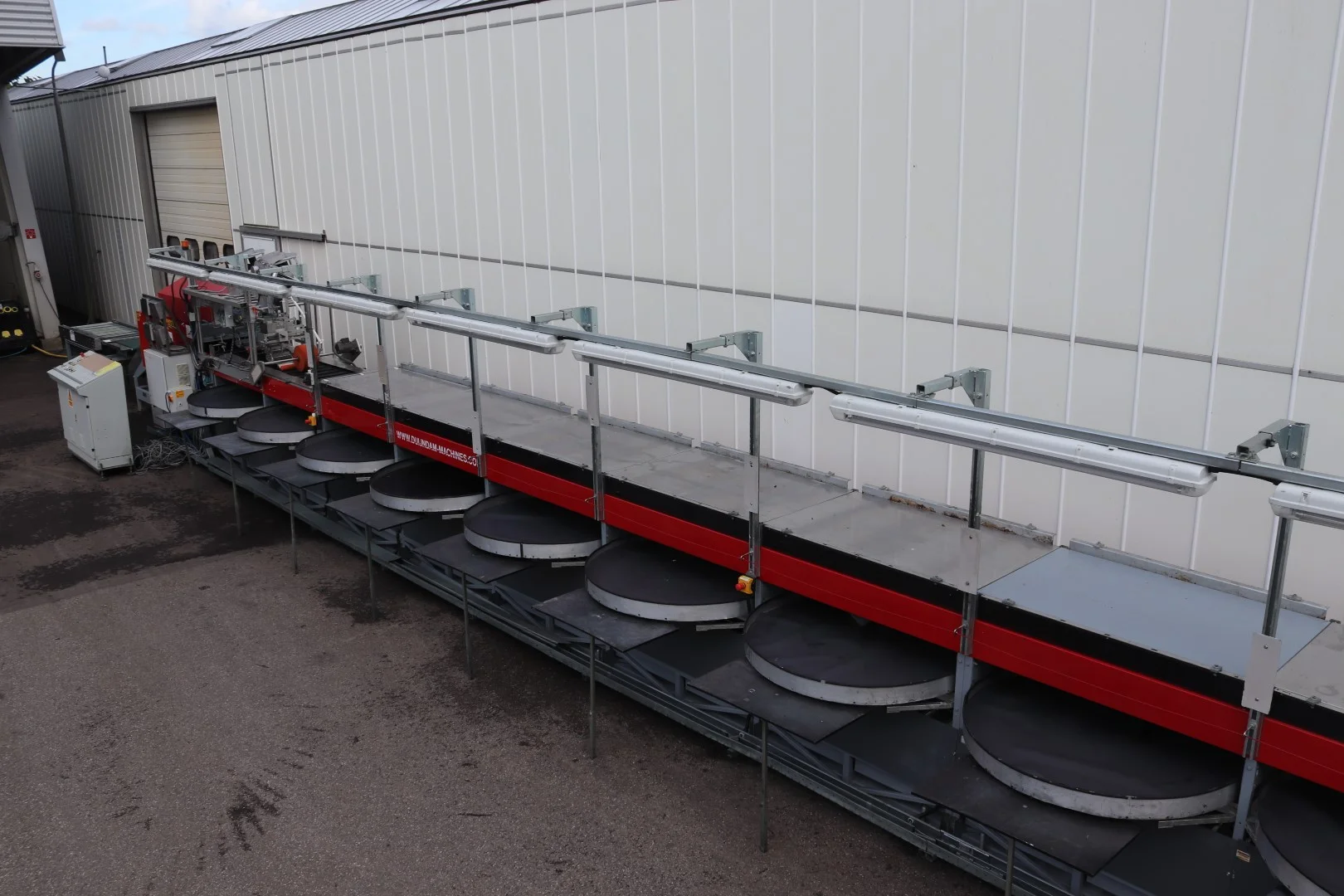 Aweta GSM-12 weight and length sorting machine for cucumbers • Duijndam ...