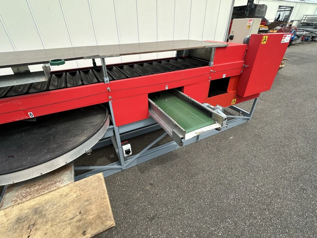 Aweta GSM-7 R cucumber sorting machine • Duijndam Machines