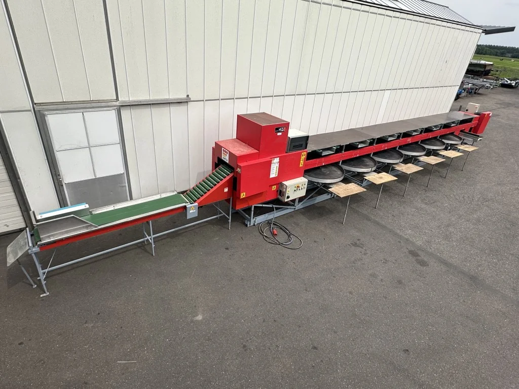 Aweta GSM-7 R cucumber sorting machine • Duijndam Machines