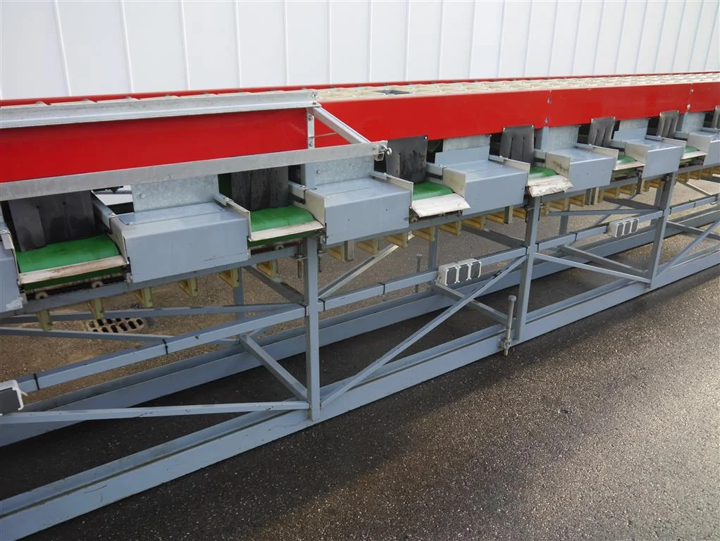 Aweta KG3-12 +1 weight and colour sorting machine for tomatoes ...