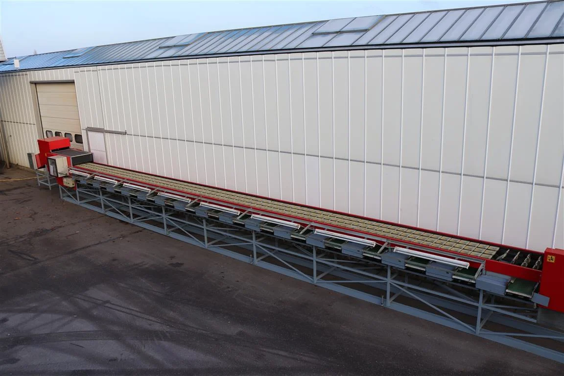 Aweta KG3-16 tomato sorting machine colour and weight grader • Duijndam ...