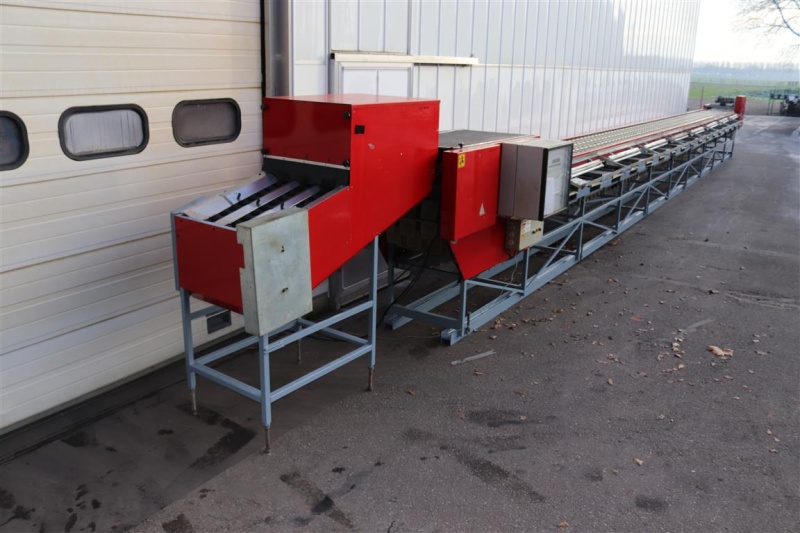 Aweta KG3-16 tomato sorting machine colour and weight grader • Duijndam ...