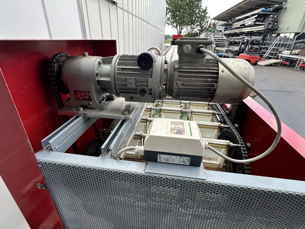 Aweta KG3-16+1 tomato sorting machine • Duijndam Machines