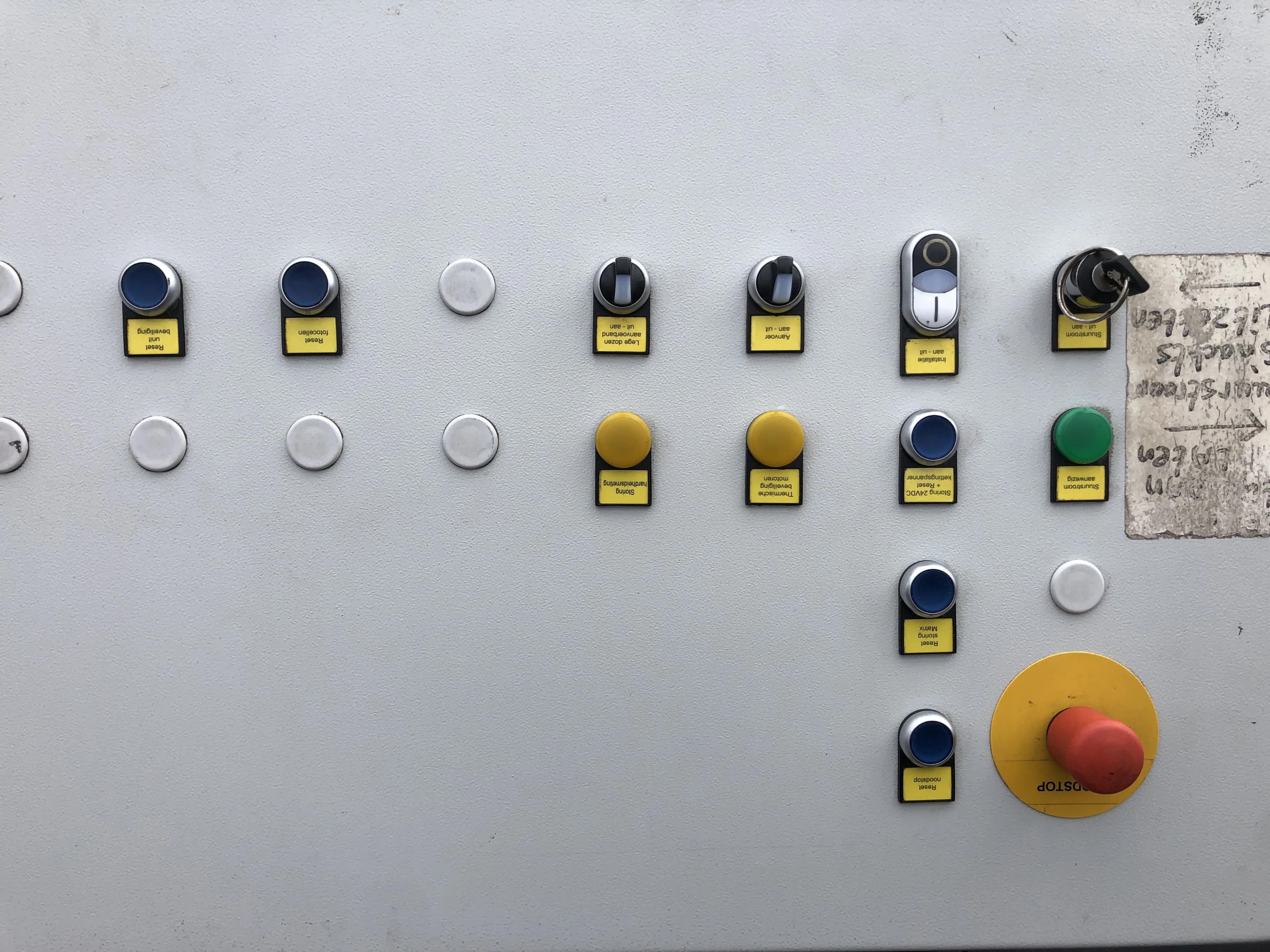 Aweta Megastar 1-10+1 sorting machine for mango • Duijndam Machines