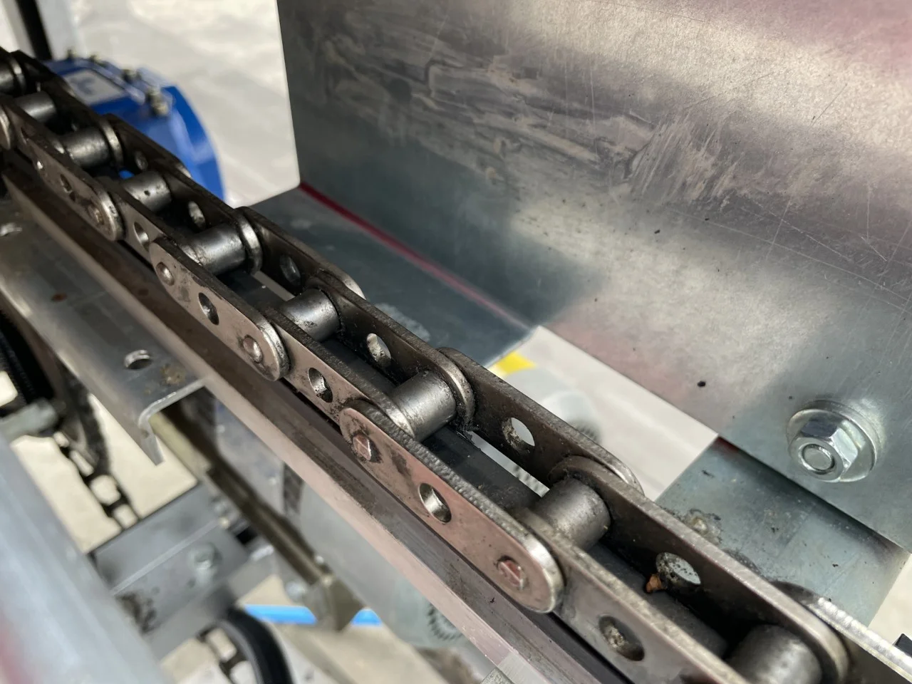 Aweta Megastar 1-10+1 sorting machine for mango • Duijndam Machines