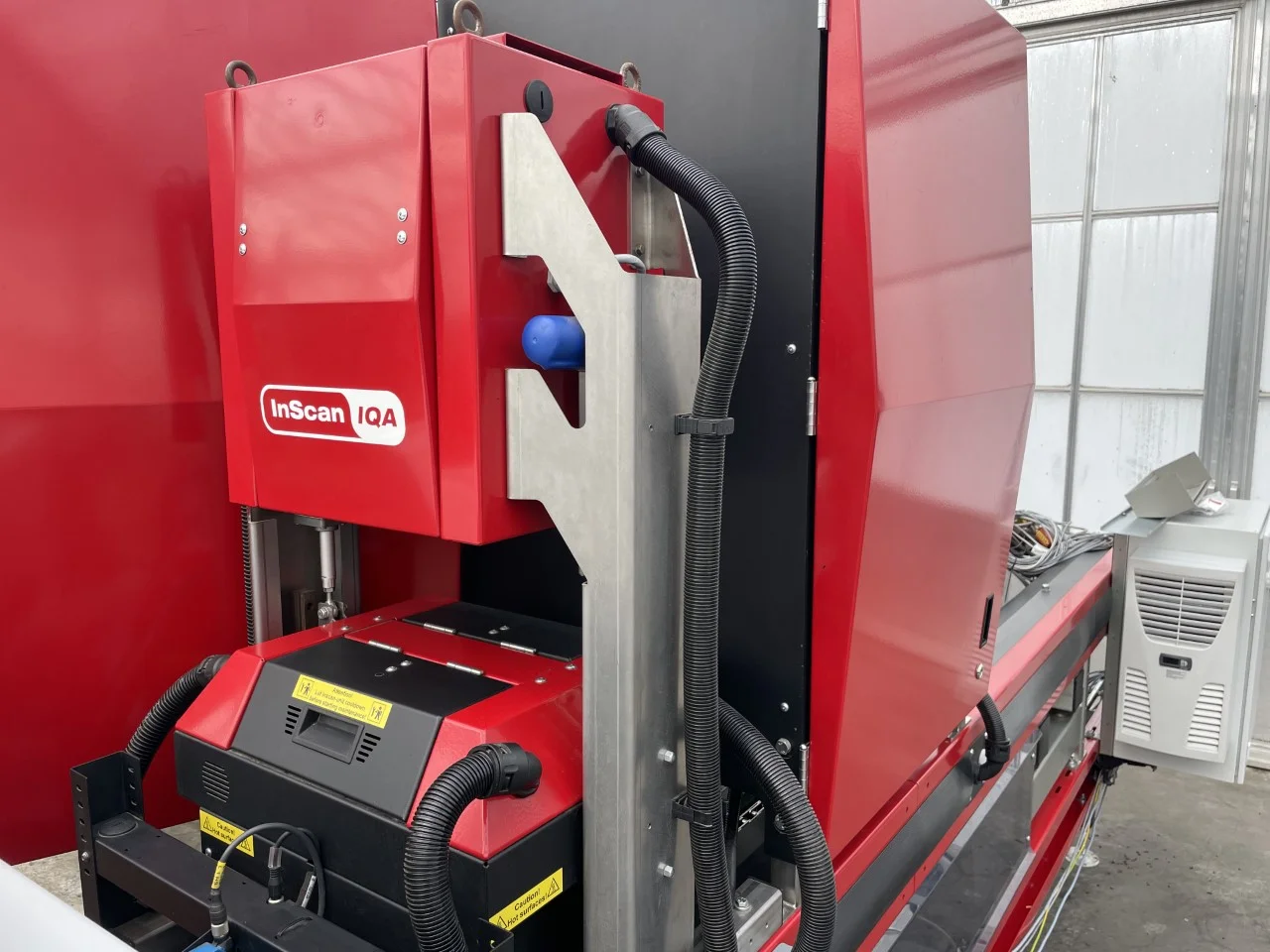 Aweta Megastar 1-10+1 sorting machine for mango • Duijndam Machines