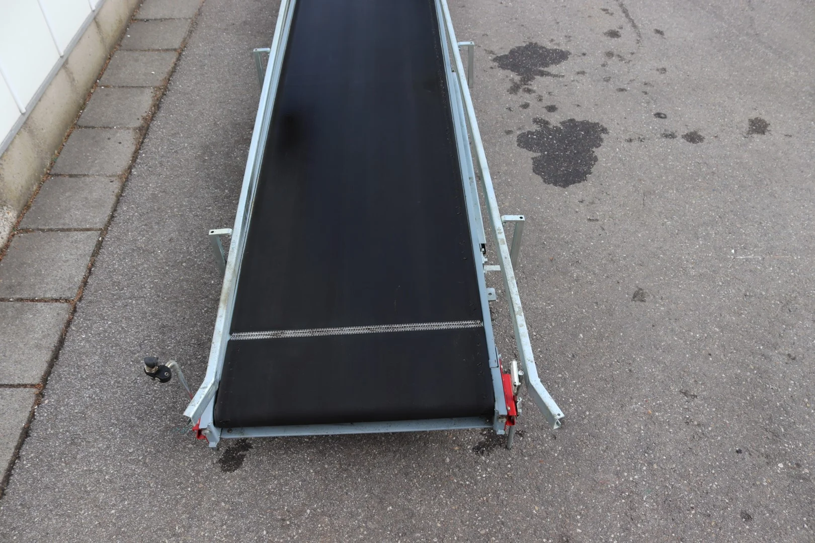 Aweta conveyor 300 x 60 cm • Duijndam Machines