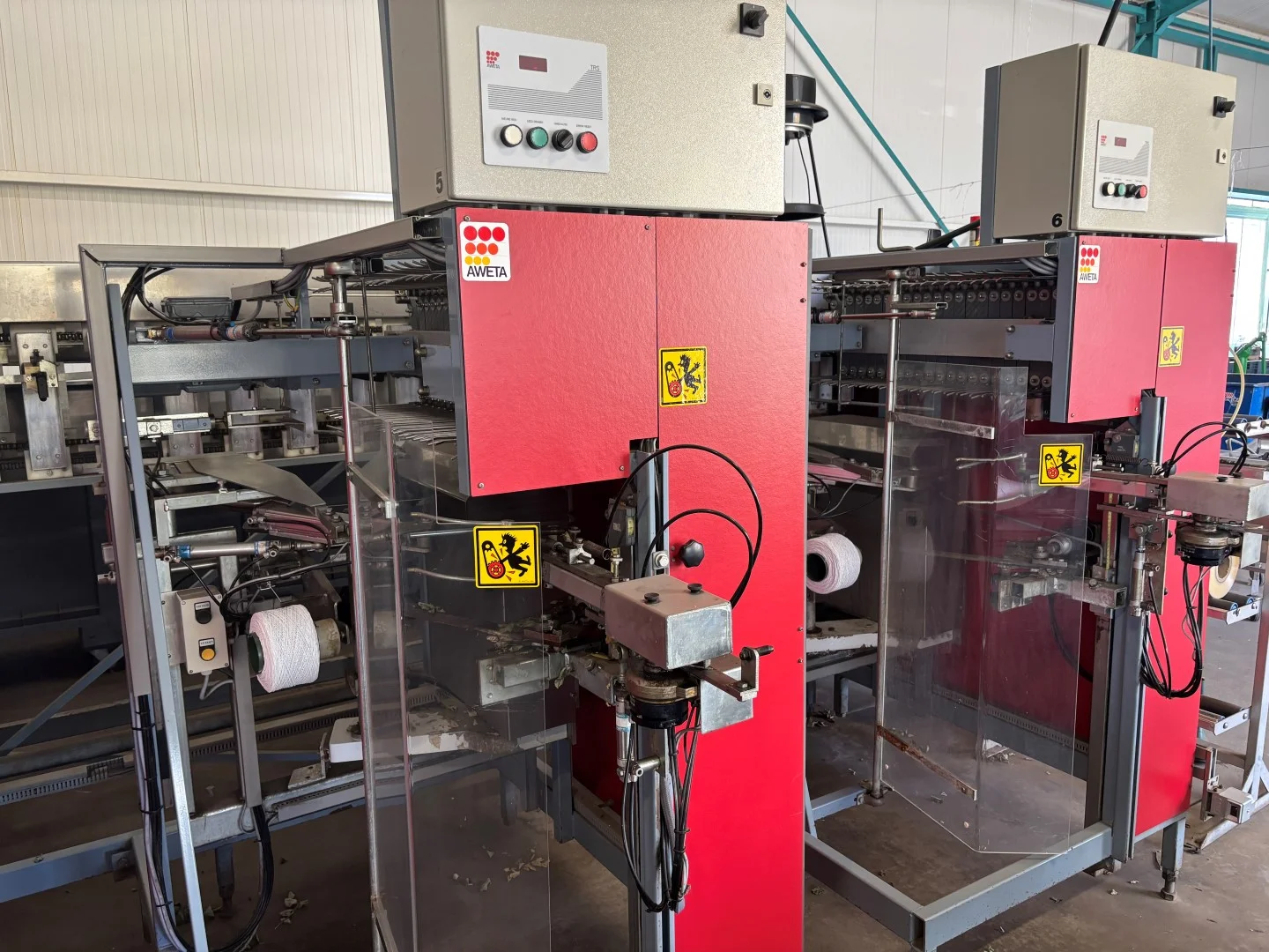 Aweta TRS-6 rose sorting machine with sealer and compressor • Duijndam ...