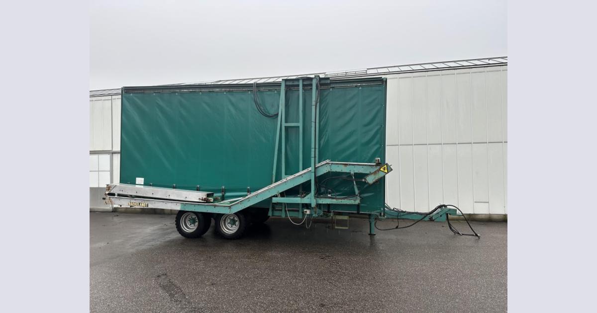 Baekelandt harvesting trailer 10 pallets with harvesting conveyor ...
