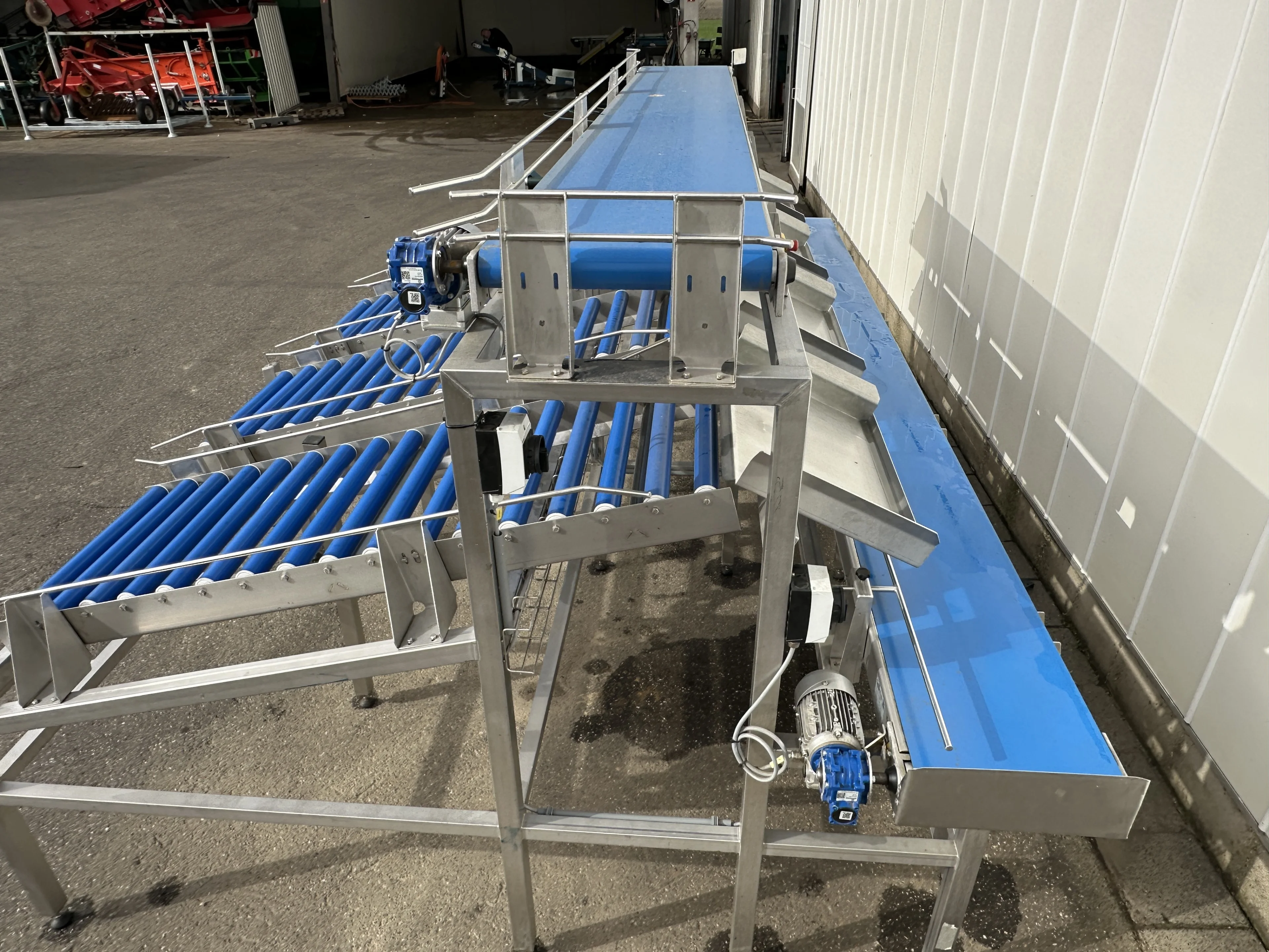 BCK production and packaging line with roller conveyors • Duijndam Machines