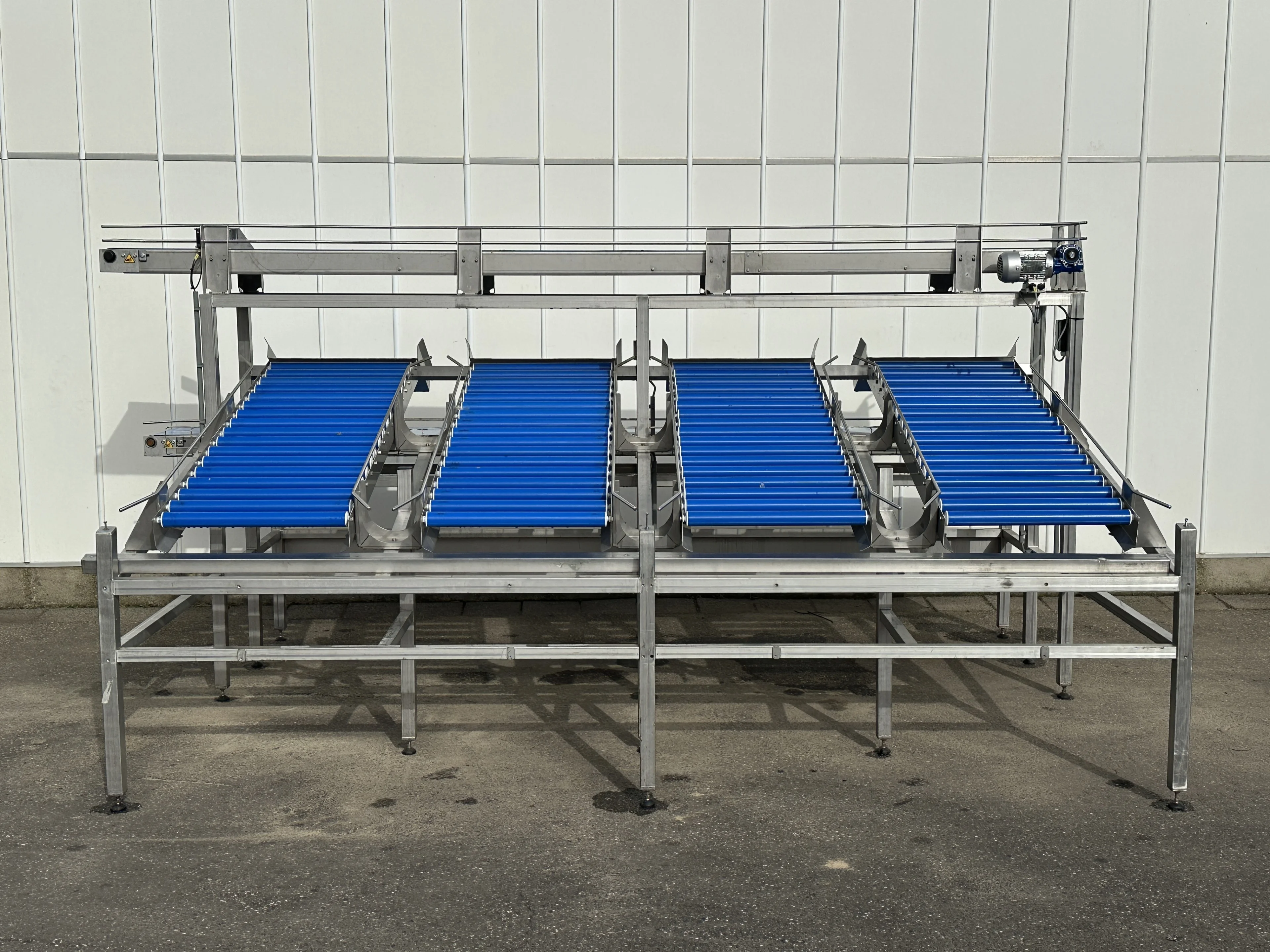 BCK production and packaging line with roller conveyors • Duijndam Machines