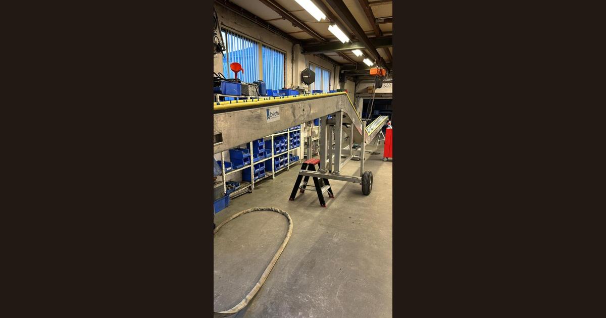 Beets harvesting conveyor 1050 cm • Duijndam Machines