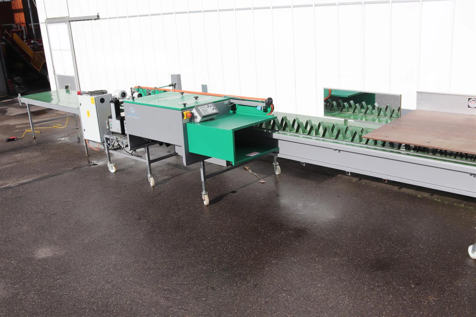 Vandenberg Bercomex flower bunching machine • Duijndam Machines