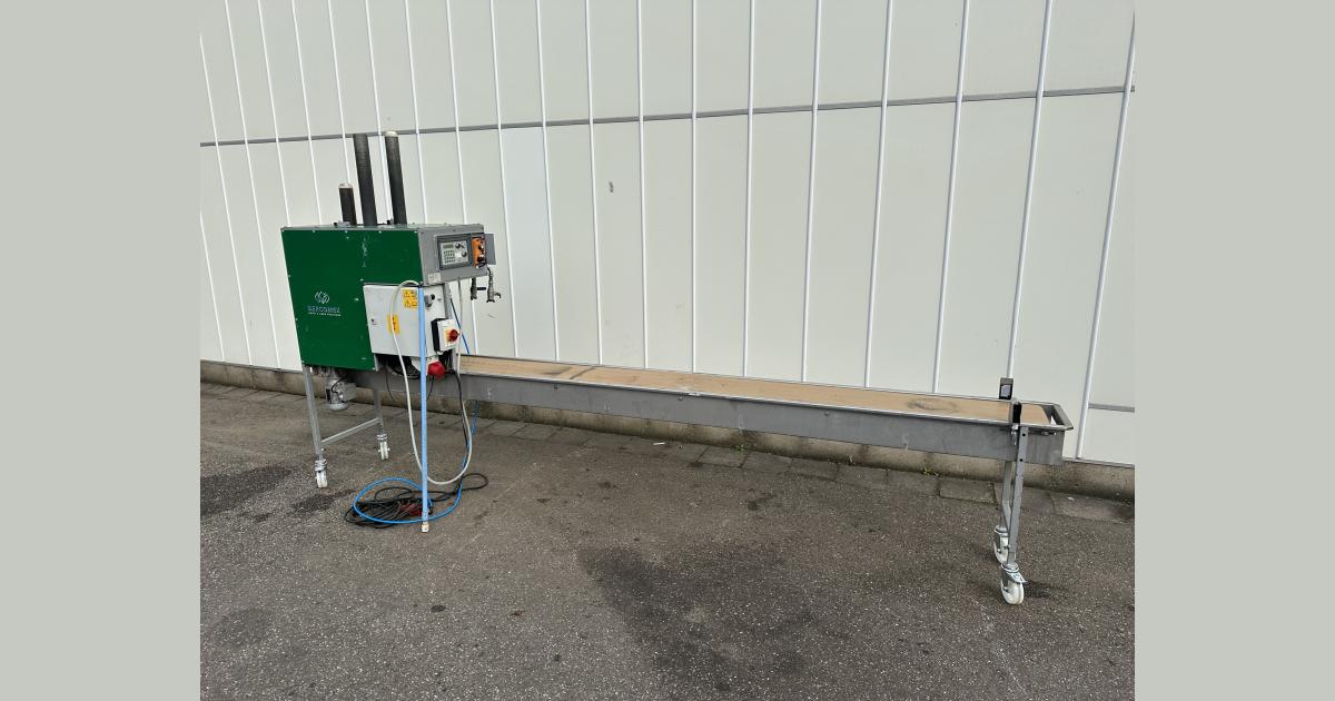 Bercomex bucket filling machine with destacking for round buckets ...