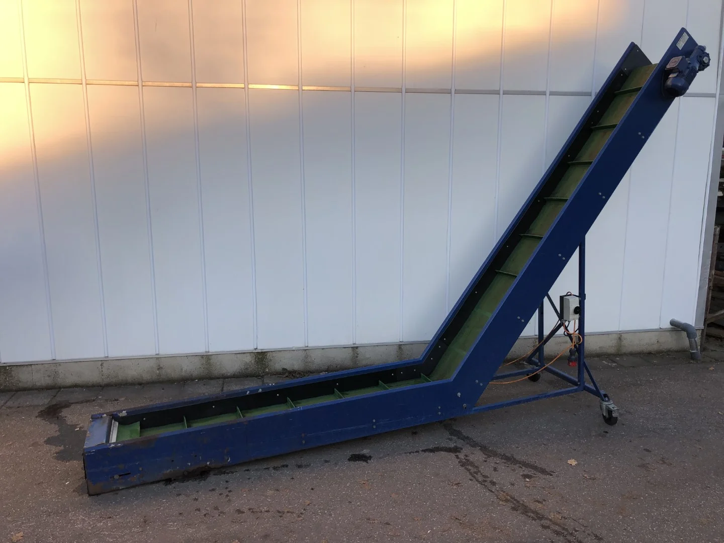 Bercomex elevator type ELK • Duijndam Machines