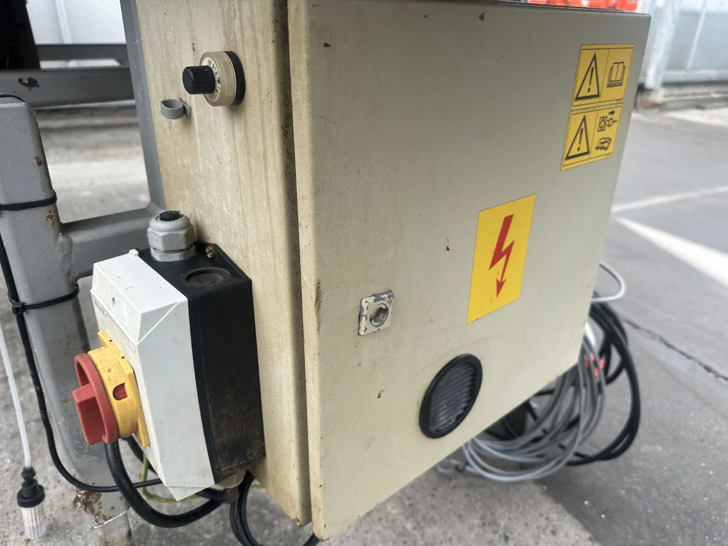 Bercomex ONB 11 debulbing machine for tulips • Duijndam Machines