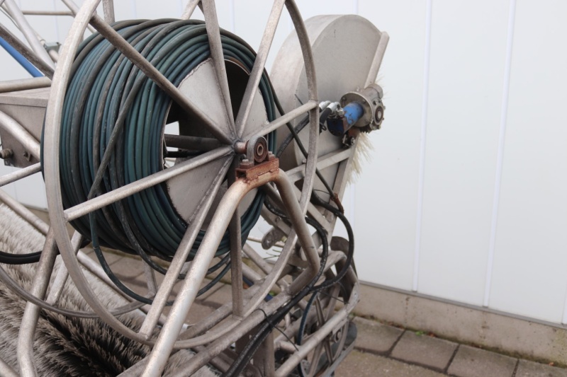 Besseling Roofmaster greenhouse roof washing machine 480 cm • Duijndam ...