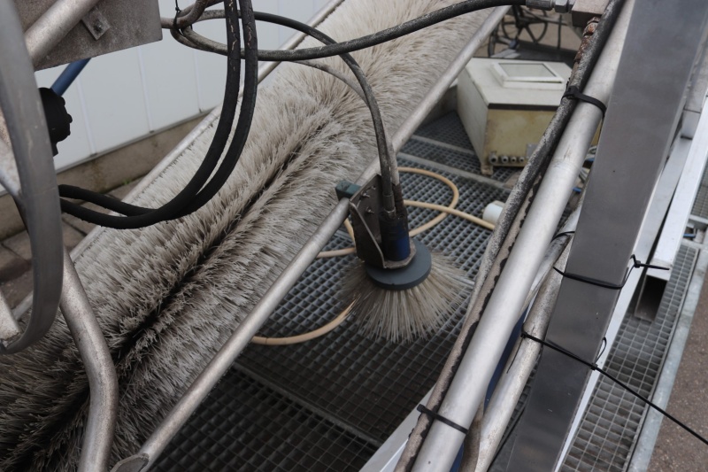 Besseling Roofmaster greenhouse roof washing machine 480 cm • Duijndam ...