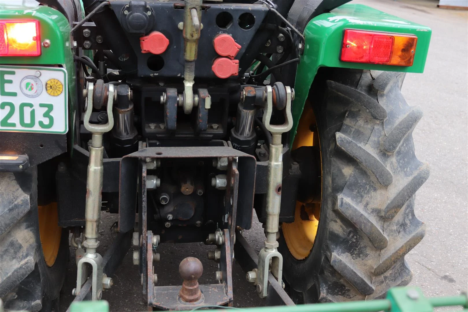 Ferrari 50 L AR reversible tractor with articulated steering and ...