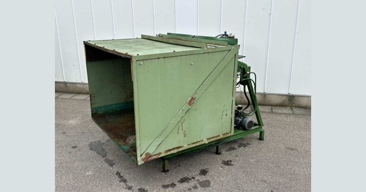 Box tipper for fruit • Duijndam Machines