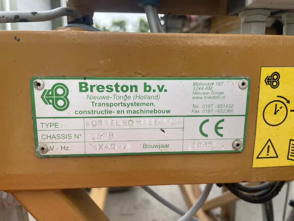 Breston roller sorting machine for chicory roots and carrots • Duijndam ...