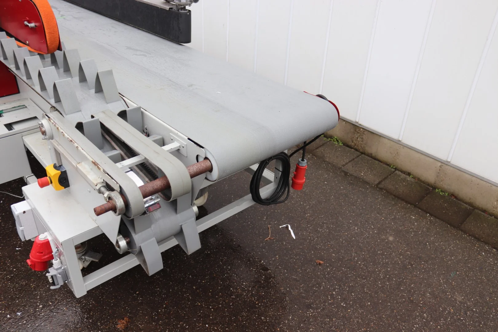 BTM T4000 flower processing machine • Duijndam Machines