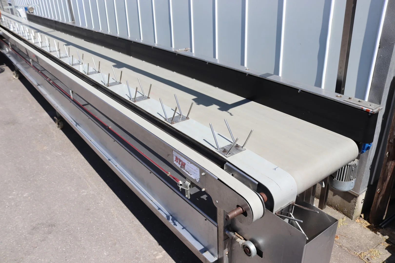 BTM T4100 flower processing machine • Duijndam Machines