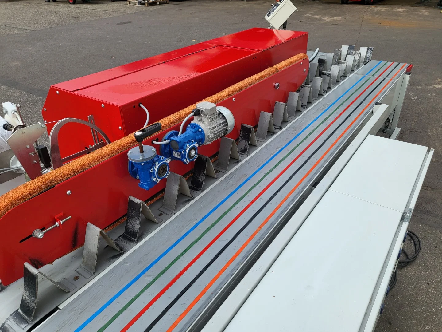 BTM T4100 flower processing machine • Duijndam Machines