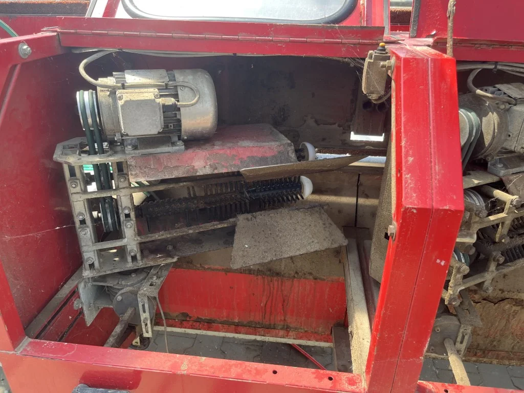 BTM T4100 Uniflor flower processing machine • Duijndam Machines