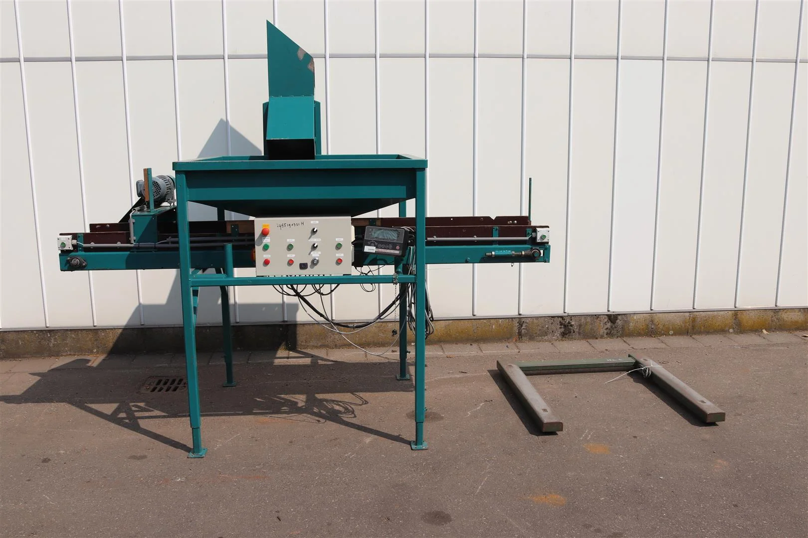 Schouten dosing Hopper with weigher • Duijndam Machines