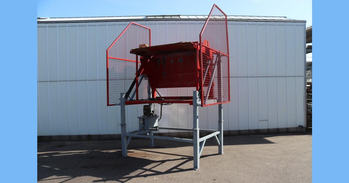 Burg box tipper • Duijndam Machines