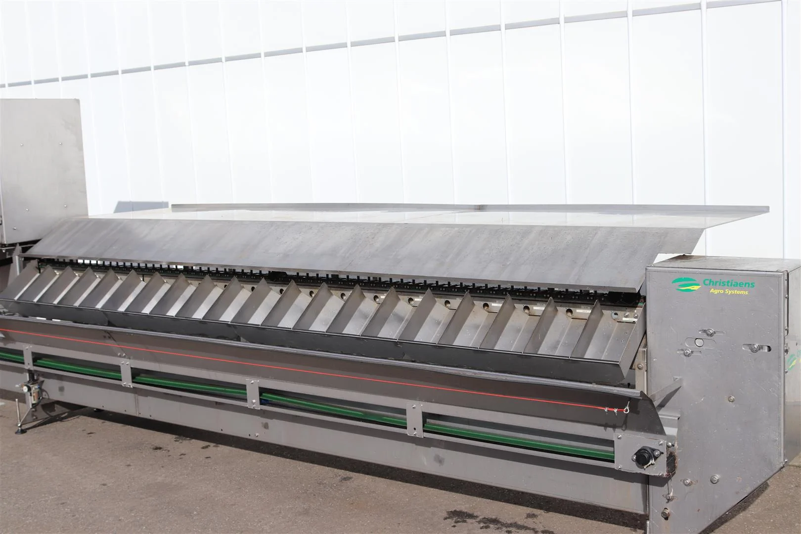 Christiaens Agro Systems fully automatic grading and washing line for ...