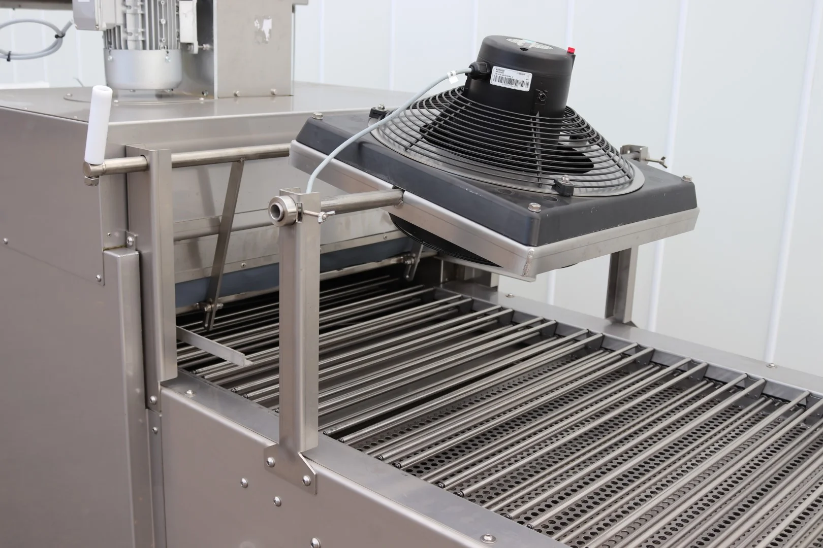 Christiaens CS01S new cucumber sealer shrink wrapper • Duijndam Machines