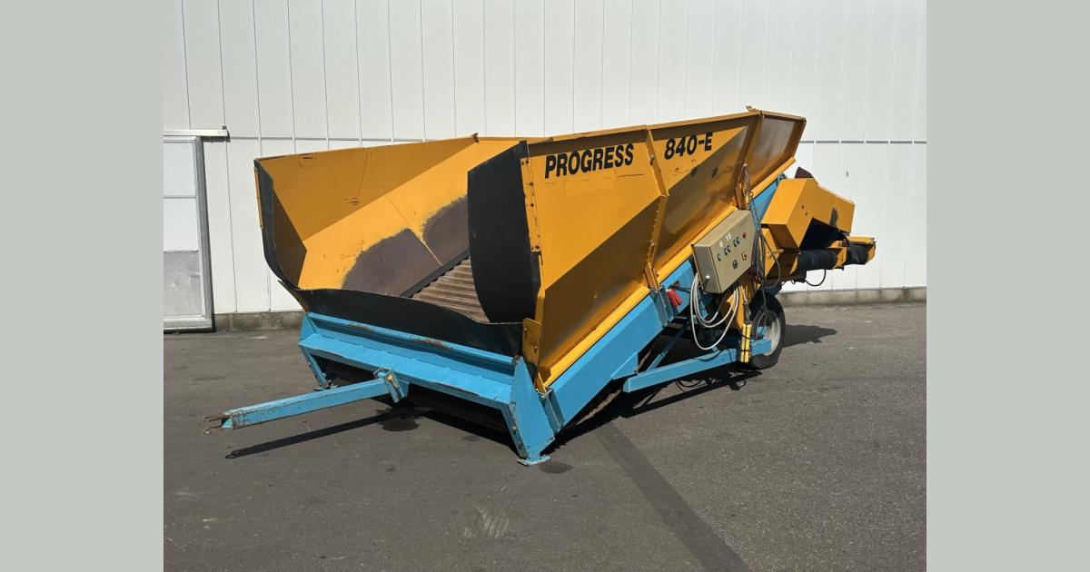 Climax progress 840E hopper with rollercleaner and 2 conveyors ...