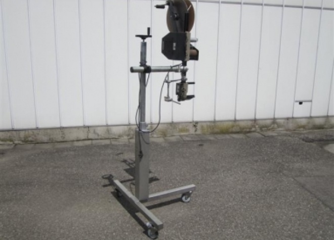 Collamat label applicator • Duijndam Machines