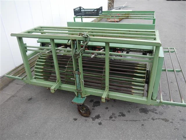 Compact Bruno planting machine • Duijndam Machines