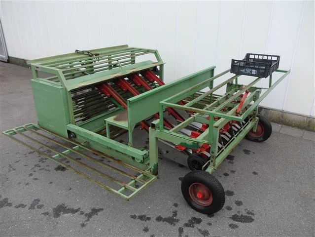Compact Bruno planting machine • Duijndam Machines
