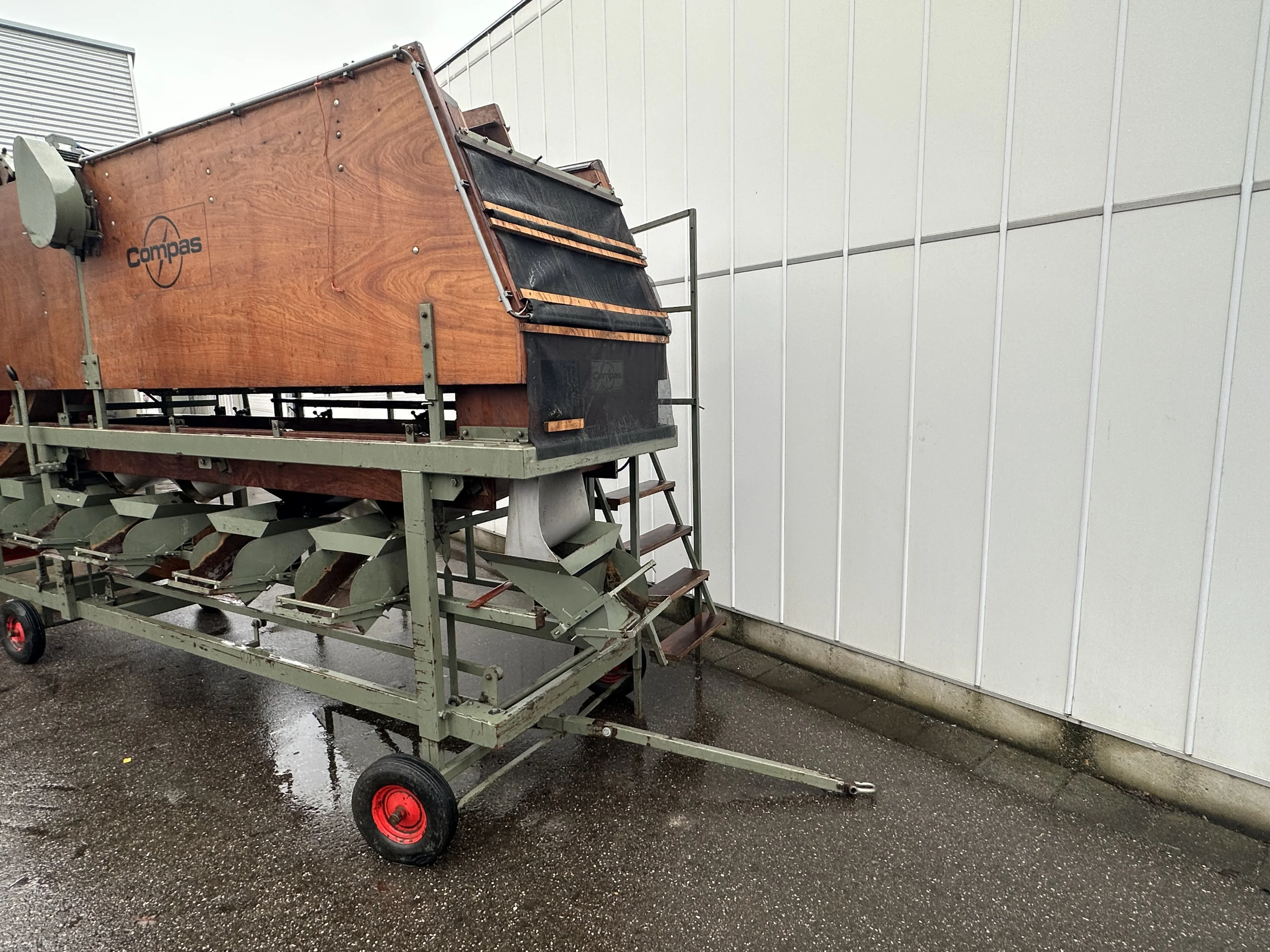 Compas AS80-4 sorting machine for potatoes • Duijndam Machines
