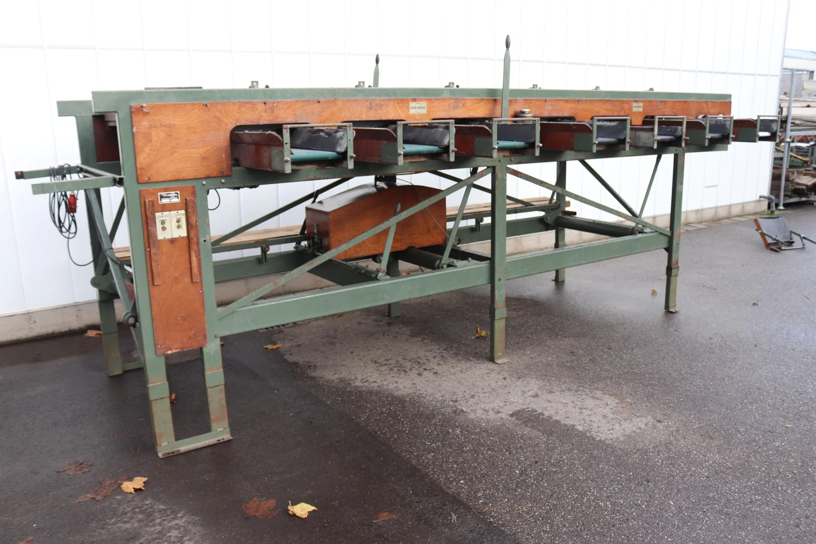 Compas Sorting machine with 6 +1 exits • Duijndam Machines