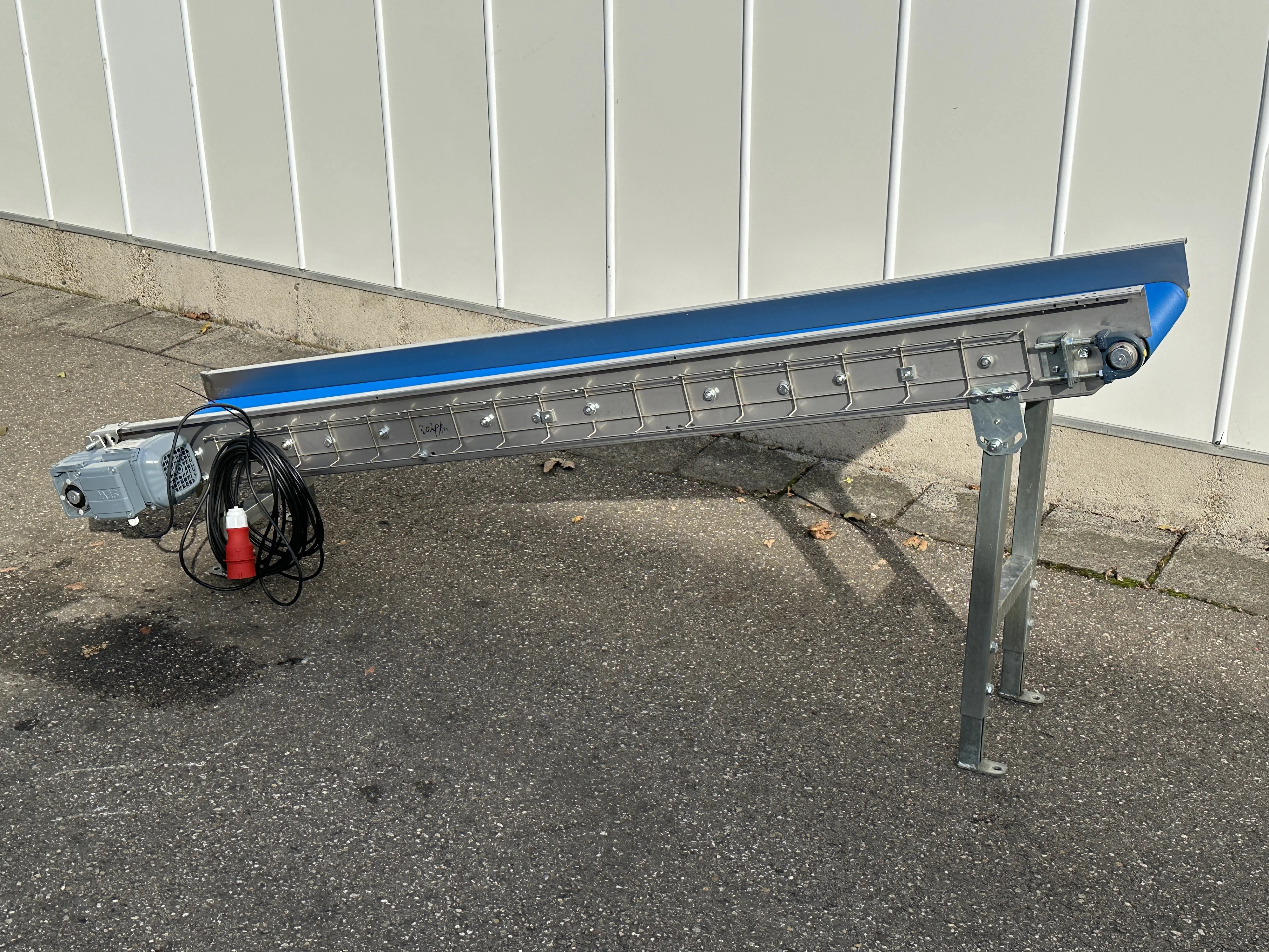 Conveyor 220 x 30 cm • Duijndam Machines