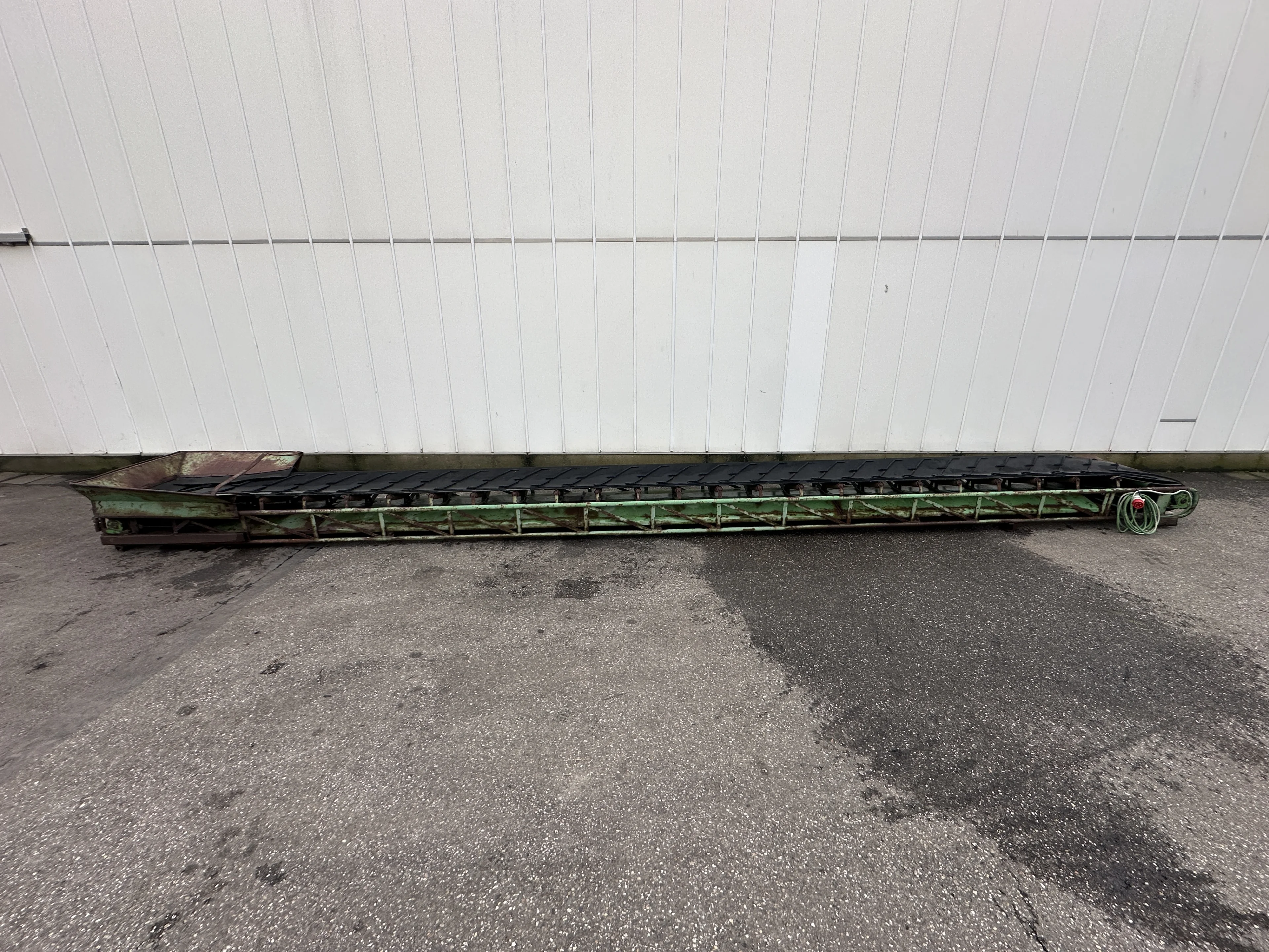 Elevator incline conveyor 825 x 60 cm • Duijndam Machines