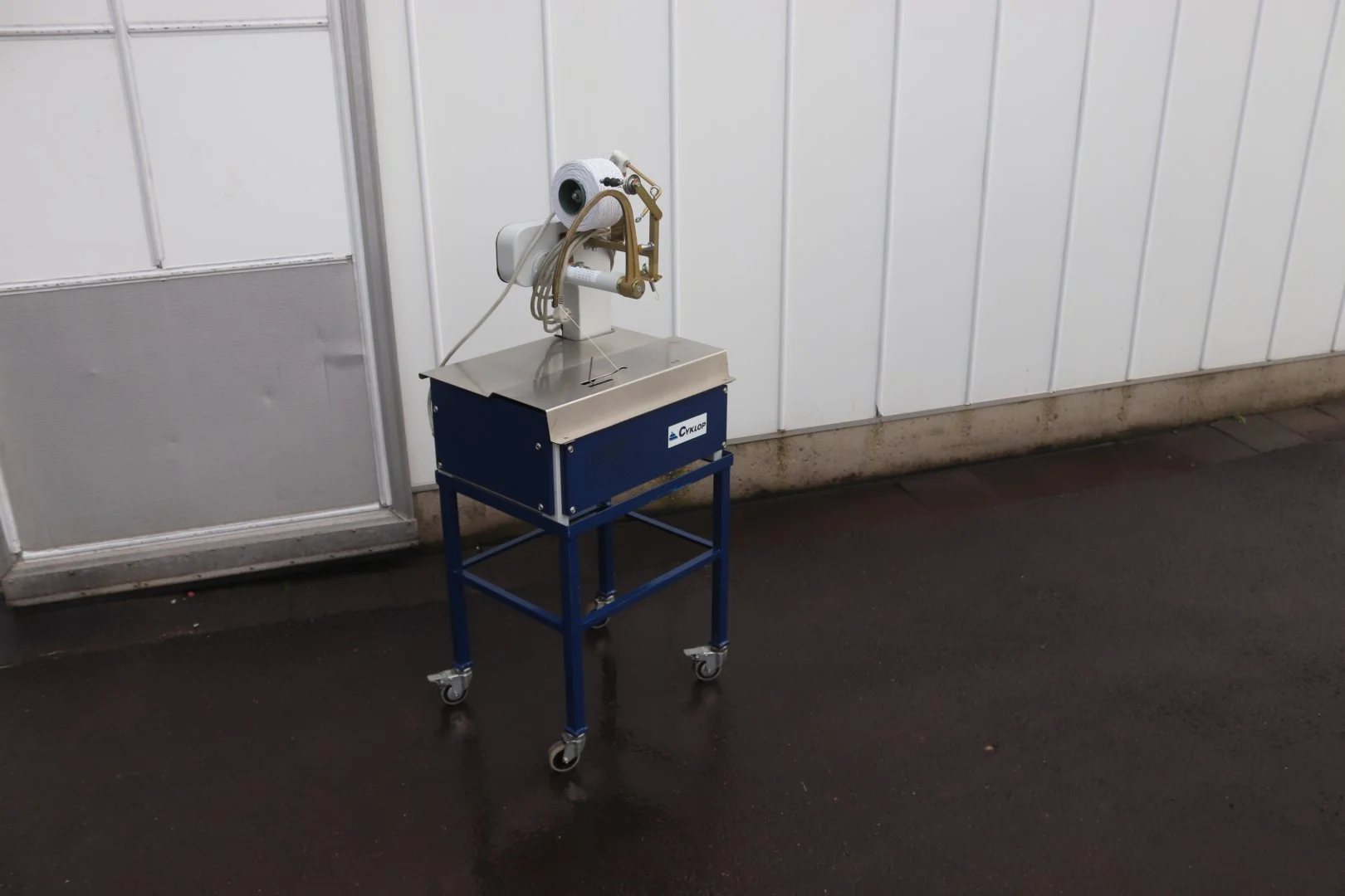 Cyklop Axro 3K -240V binding machine • Duijndam Machines