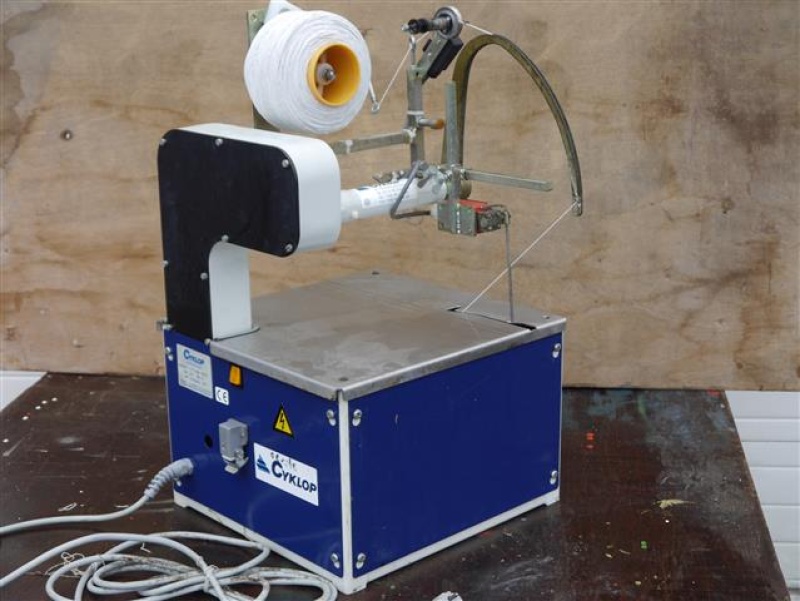 Cyklop binding machine Axro-mini • Duijndam Machines