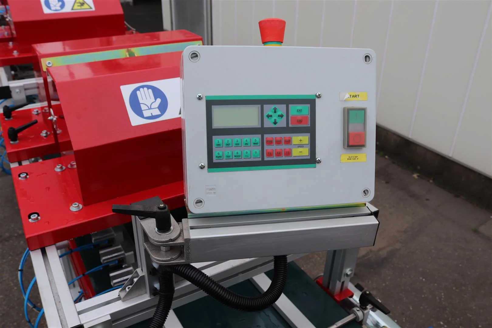 Da Ros seeding line with pot in tray machine • Duijndam Machines