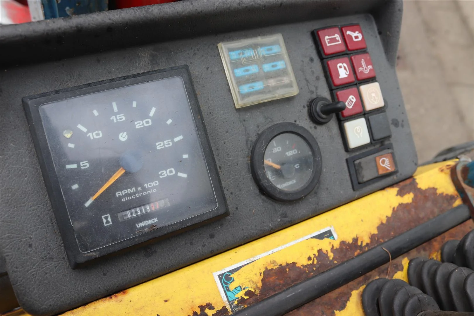 Pazzaglia FZ-110 AV Rootball digger • Duijndam Machines