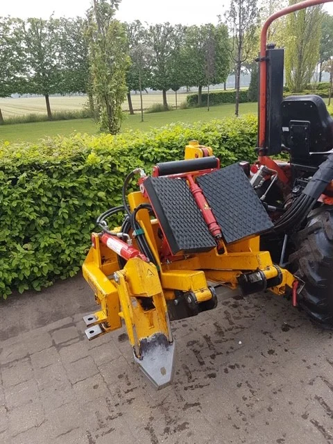 Damcon Select KV-40 tree lifter • Duijndam Machines