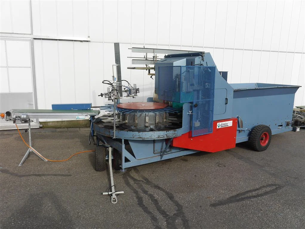 Demtec 3016 potting machine • Duijndam Machines